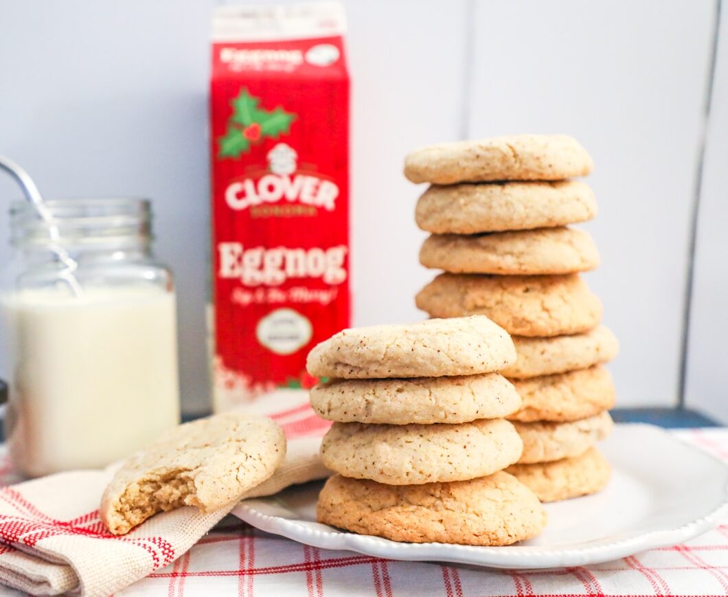 Clo's Eggnog Snickerdoodles - Clover